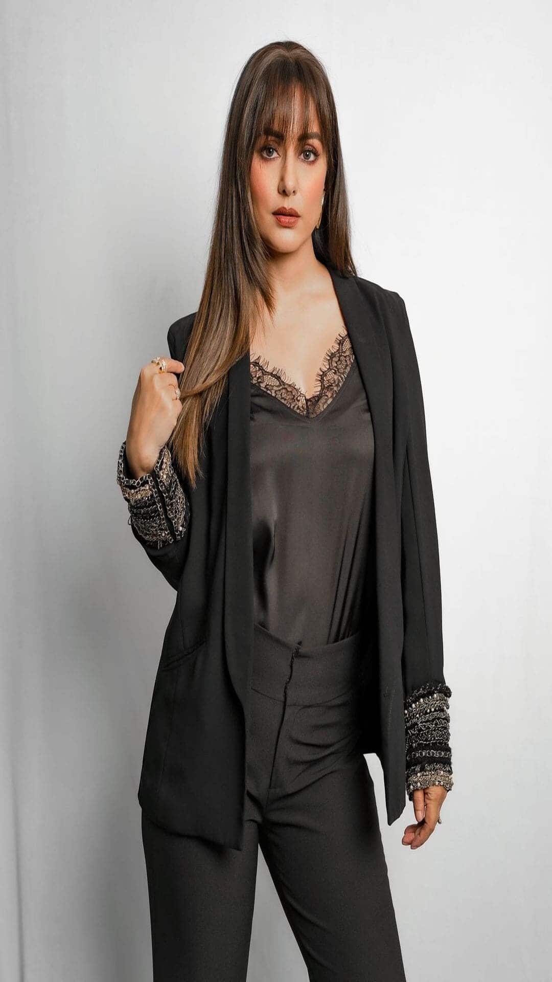 Hina Khan Aces The All Black Look In Style