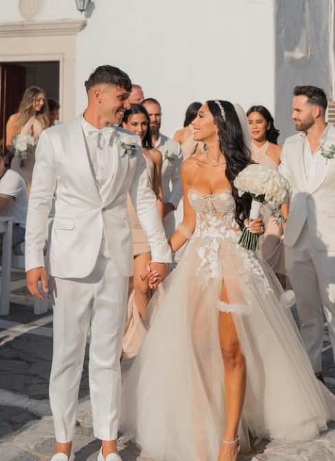 ਮਸ਼ਹੂਰ ਅਦਾਕਾਰਾ ਨੂੰ ਭਰਾ ਨਾਲ ਹੋਇਆ ਪਿਆਰ, ਹੁਣ ਰਚਾਇਆ ਵਿਆਹ