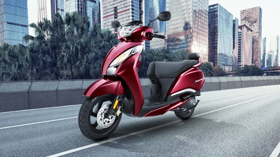 TVS Jupiter 125 scooter in cng varinat expected soon features mileage design price all details ...