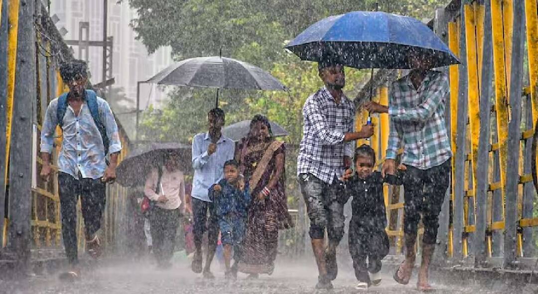 maharashtra rain update news heavy rain in vidarbha along with red orenge alart Heavy rain ...