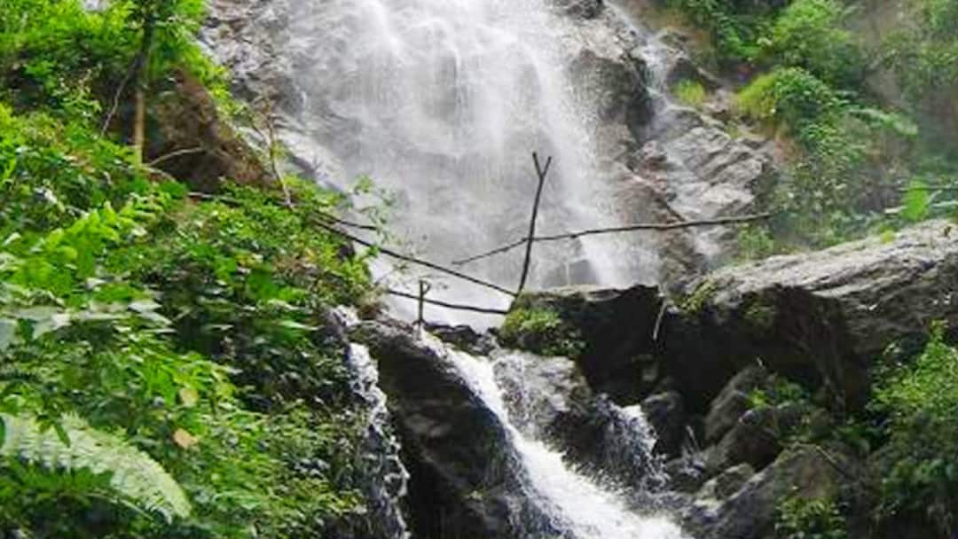 10 Famous Waterfalls Near Vizag You Must Visit Duduma Falls Rampa Falls ...