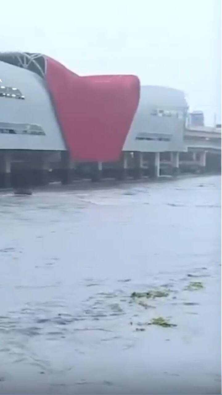 Weather Forecast: भारी बारिश के कारण पुणे में भयंकर जलभराव | ABP NEWS ...