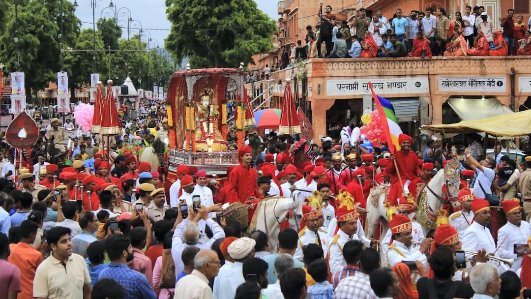 Hariyali Teej 2024 Celebration Tradition History in Rajasthan | जयपुर ...