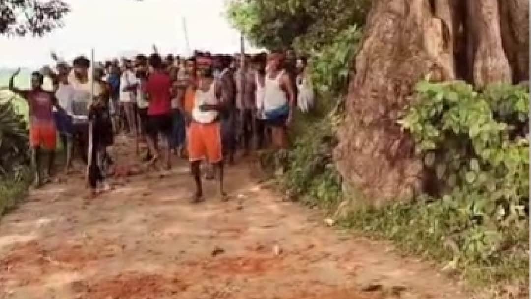 bihar Firing and stone pelting between two group in Maner patna | पटना ...