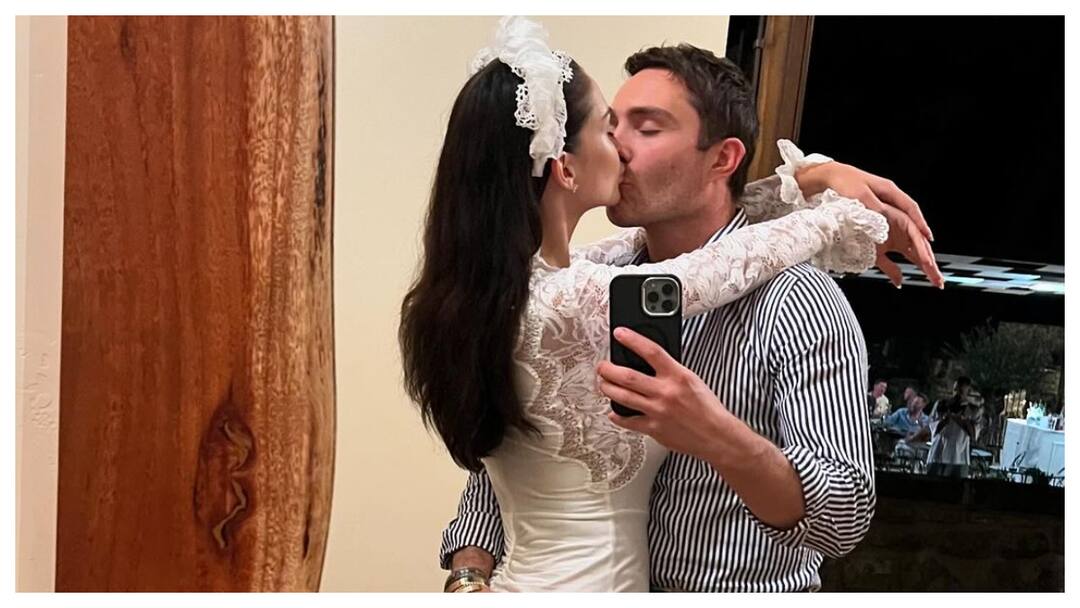 Amy Jackson And Ed Westwick All Set To Get Married In Italy. See Pics