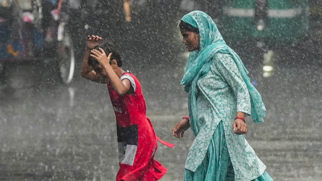Rajasthan Weather Update depression over south eastern lead heavy rain in Udaipur Jodhpur Ann ...