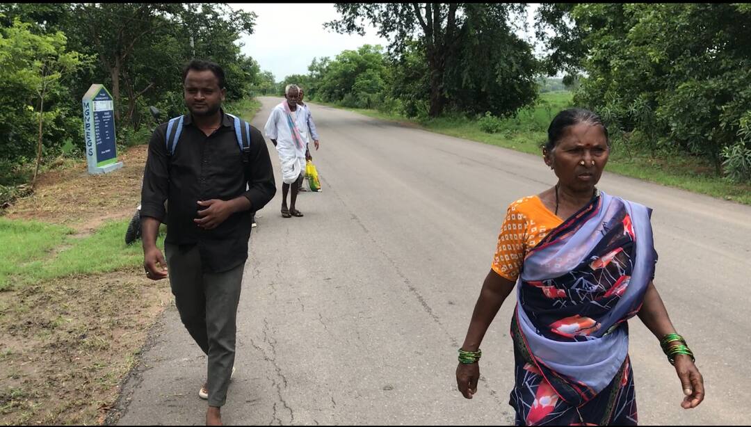People are walking kilometres due to damage of bridge in Karimnagar ...