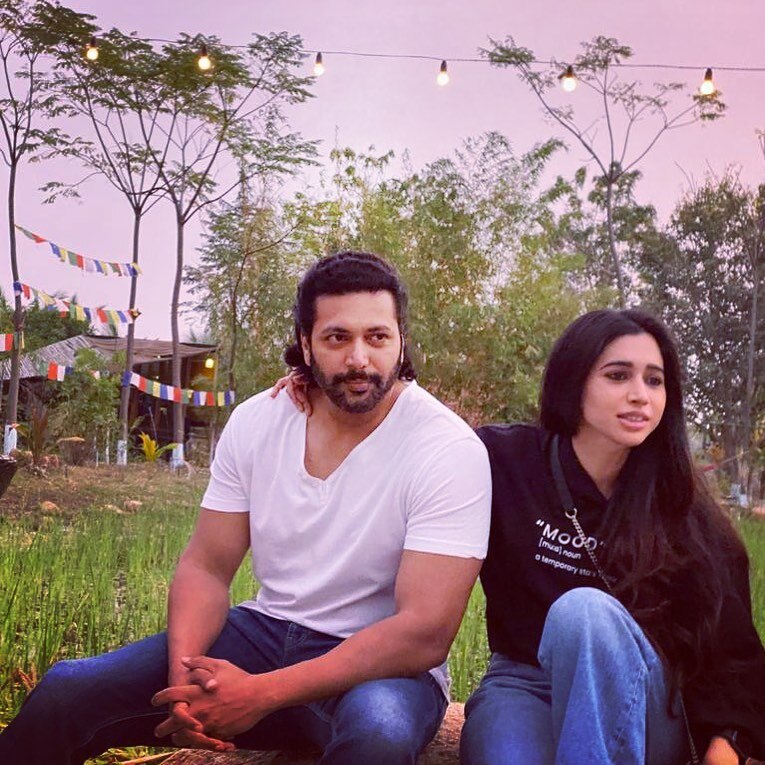Jayam Ravi Aarthi Divorce | Jayam Ravi Divorce : மனைவி ஆர்த்தியை ... Jayam Ravi Aarthi Divorce | Jayam Ravi Divorce : மனைவி ஆர்த்தியை ...