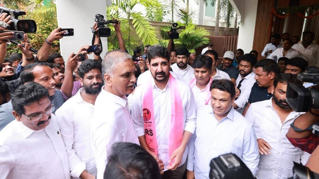 koushik reddy makes sensational comments on arekapudi Gandhi and ...