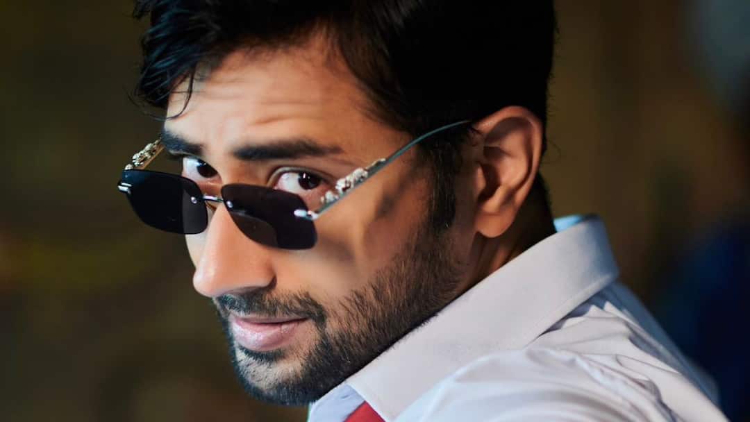 After Jeet Prosenjit Rahul Dev Basu joining Khaki The Bengal Chapter Entertainment News ...