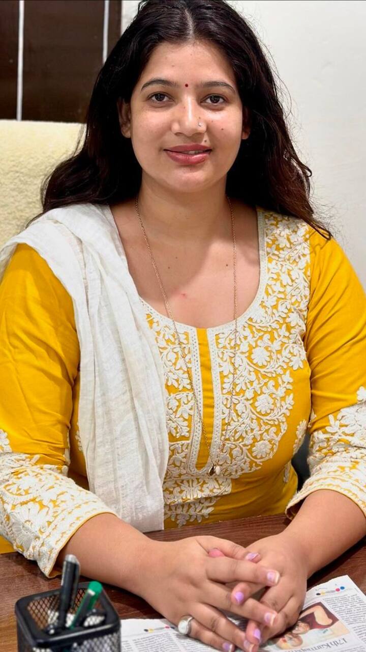 Who is Oshin Sharma, Himachal officer biography husband name ann | कौन ...