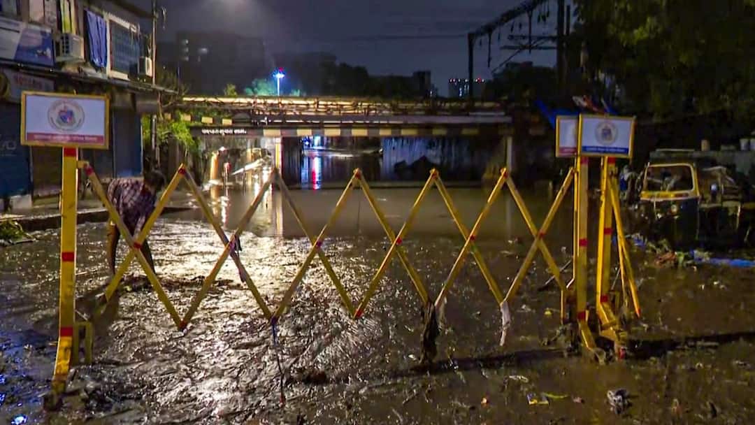 Mumbai Rain: FIR Against BMC After Woman Drowns In Andheri Drain Amid Heavy Rain