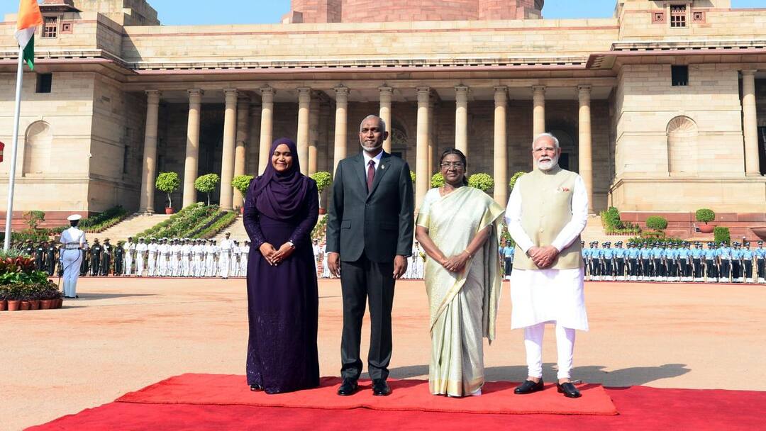 Maldives President Muizzu Meets PM Modi, Gets Ceremonial Welcome At Rashtrapati Bhavan