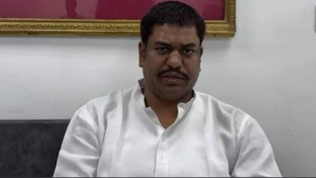 bihar VIP Cheif Mukesh sahani Targeted CM Nitish Kumar over death due ...