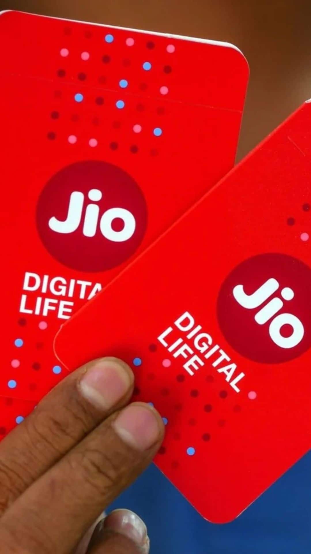 Jio के इस प्लान में बढ़ा दी BSNL की टेंशन! 84 दिन तक रोज मिलेगा 2GB डेटा