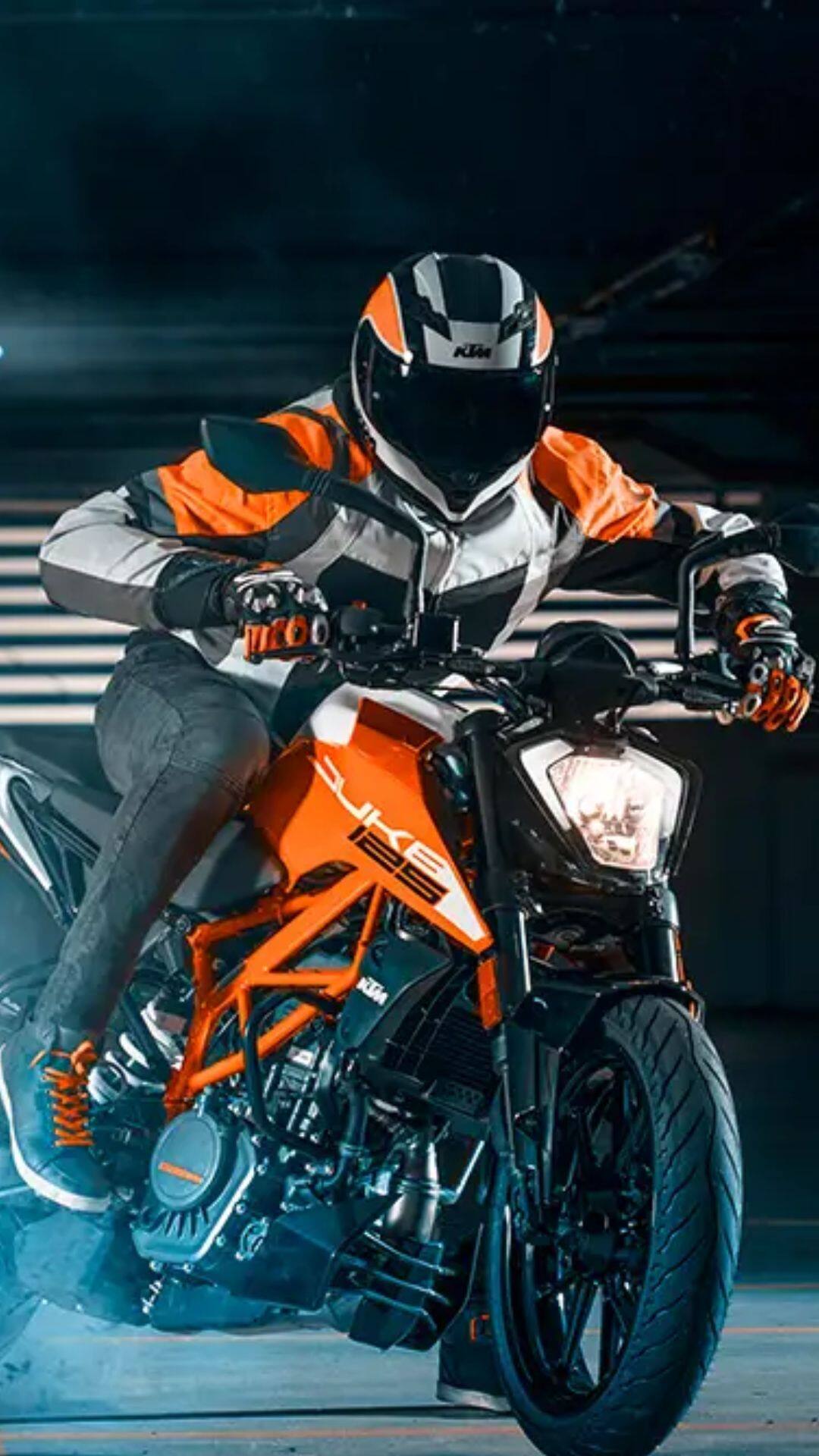 KTM-এর এই বাইক সবচেয়ে সস্তায় পাবেন
