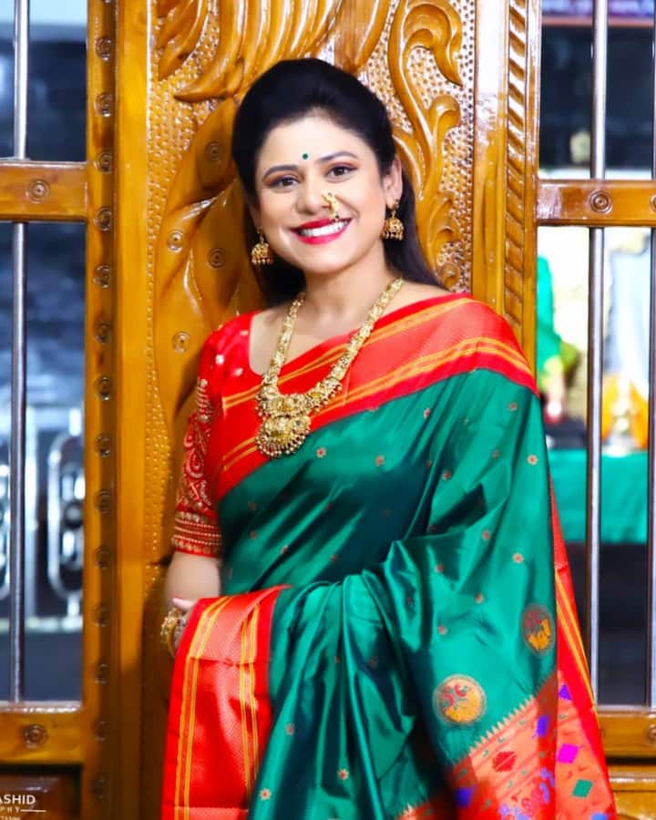 Aai Kuthe Kay Karte fame Ashwini Mahangade shared new photos in nauvari ...