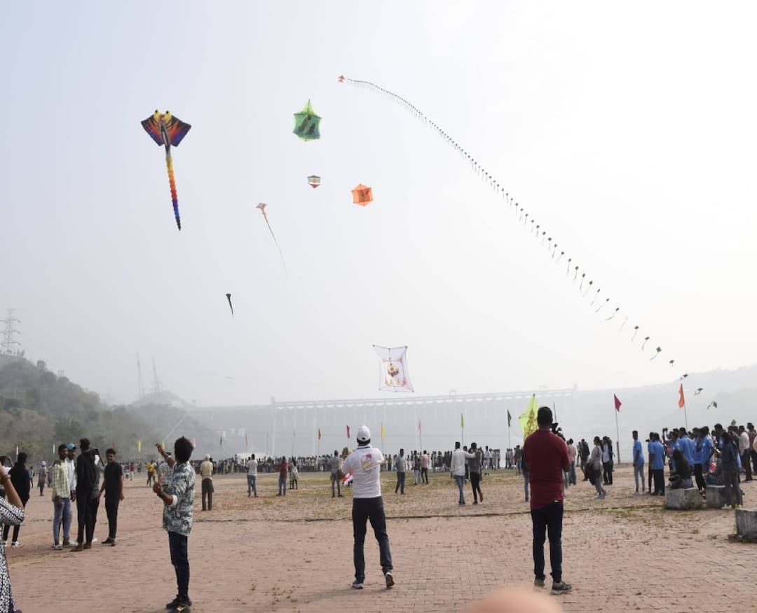 What will be the wind speed in Gujarat on the day of Makar Sankranti ...