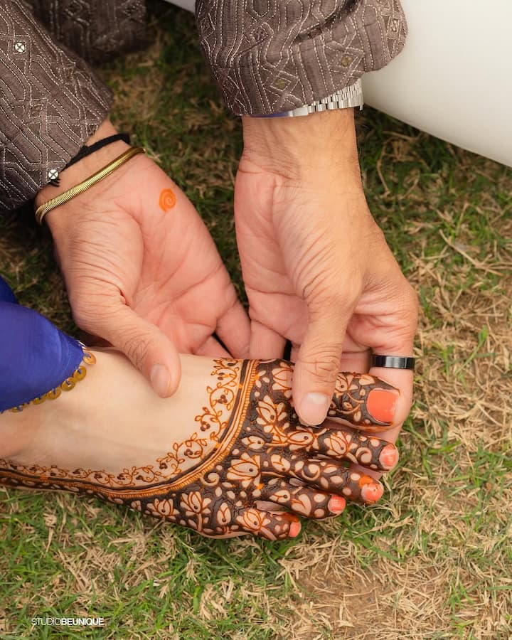 Darshan Raval Shares Unseen Mehendi Pics With Dharal Surelia, Check Out