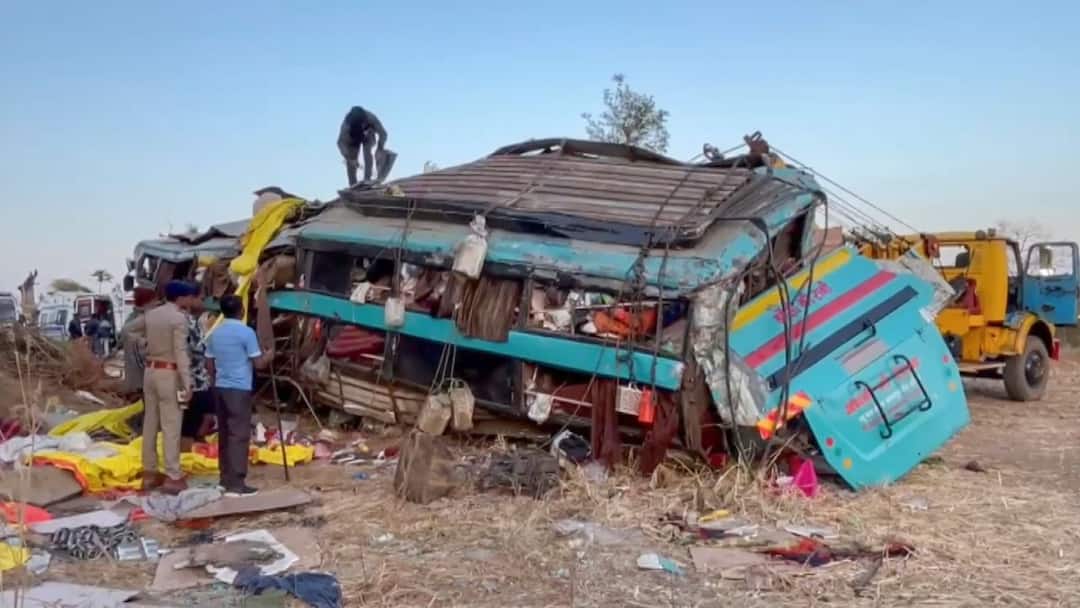 Lack Of Helmet Costs Karnataka Man His Life, 5 Of Family Dead In Bus ...
