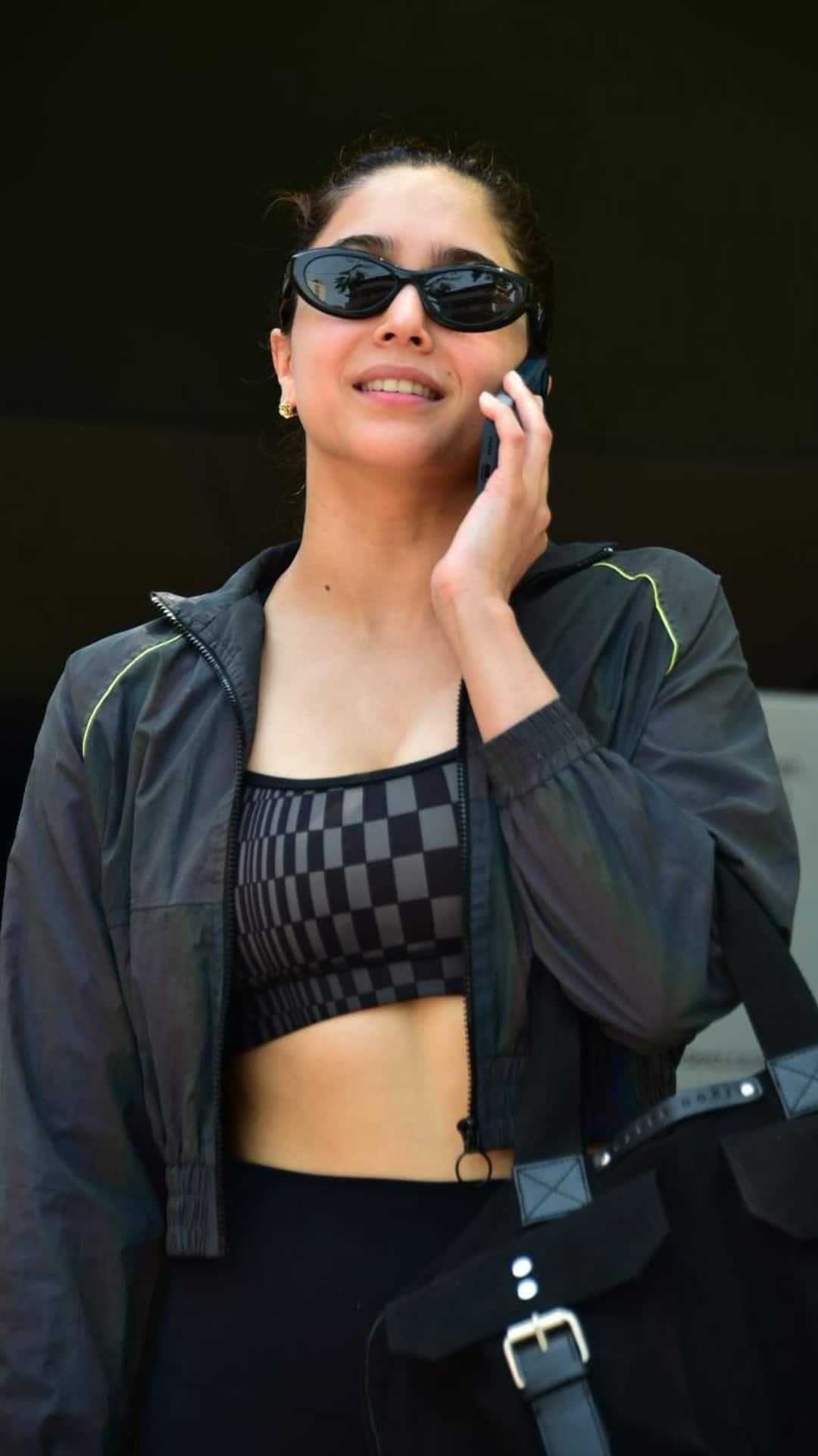 Sharvari Wagh Post-Workout Glow Steals the Spotlight, See Pics