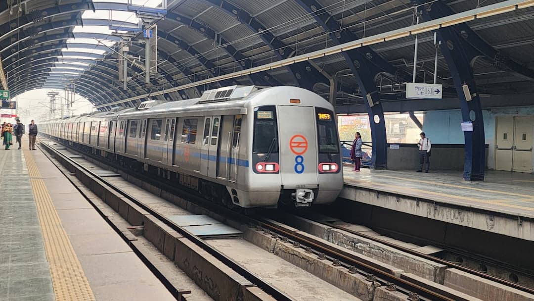 Delhi to Sonipat Delhi Metro journey Green signal Yellow Line Project ...