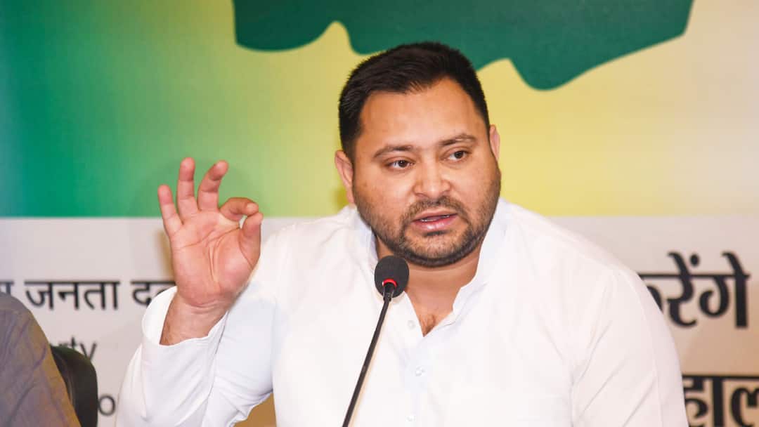 'Cancelled UP Tour But...': Tejashwi's Dig At PM Modi's Bihar Visit