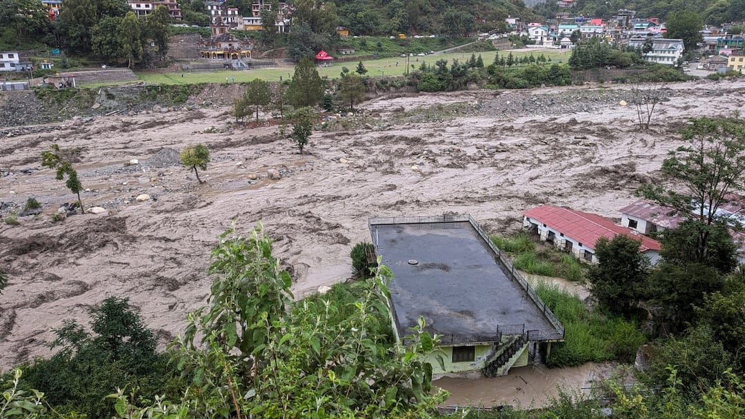 3 Cloudbursts Trigger Flash Floods In Himachal's Kullu; Ministers Stranded, Key Highway Blocked