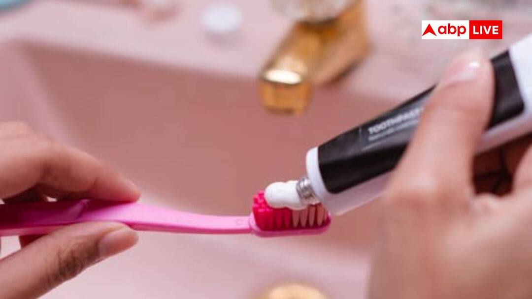 जिस टूथपेस्ट से डेली चमकाते हैं अपने दांत कहीं वो नॉनवेज तो नहीं, कैसे ...