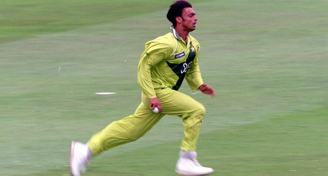 Shoaib Akhtar Speaks Out Against India Not Shaking Hands with Pakistan in Asia Cup 2025