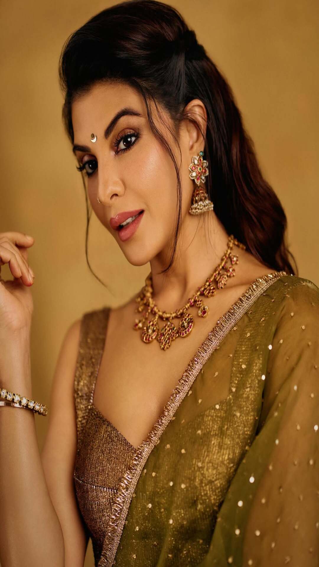 Jacqueliene Fernandez’s Navratri Fashion Diary: Looks To Inspire Your ...