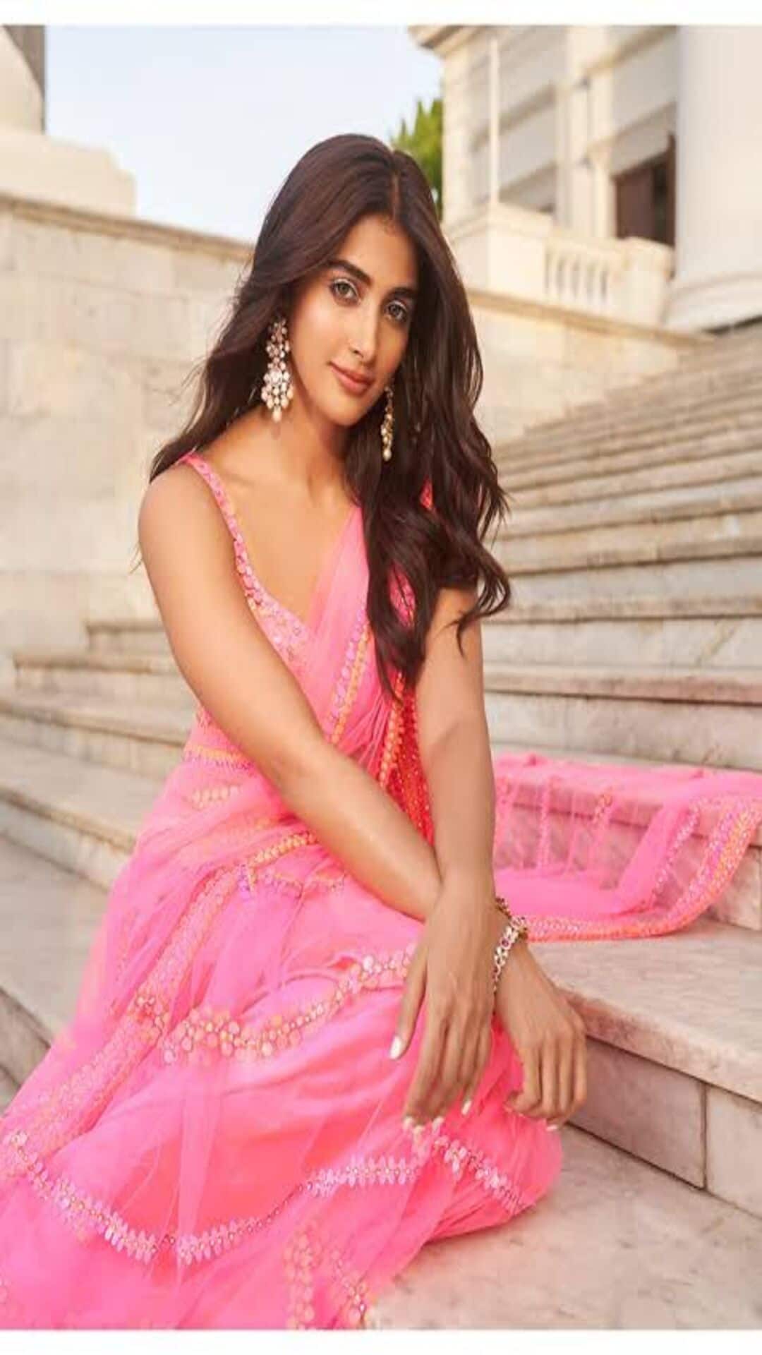 Bollywood Divas Show How To Slay In Pink This Navratri