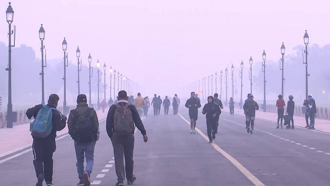 Weather Update: दिल्ली में सर्द हवाओं की दस्तक, दिन में धूप तो रात में बढ़ी ठिठुरन, खतरनाक स्तर ...