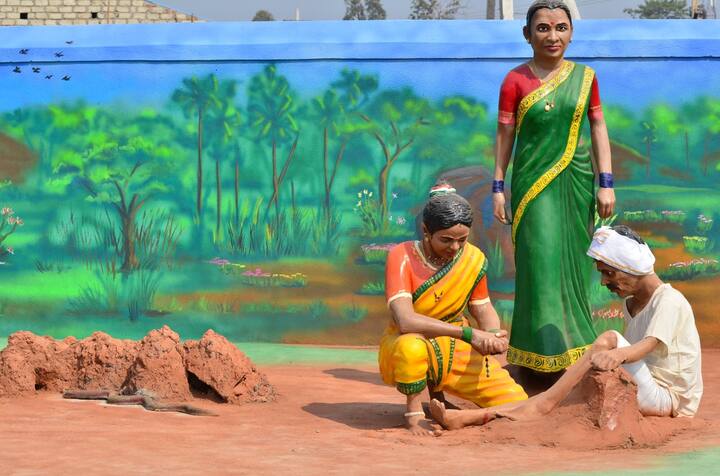 గిరిజన మ్యూజియంలో మేడారం జాతర ఫోటోలు - శ్రీ సమ్మక్క సారలమ్మ జీవిత ...