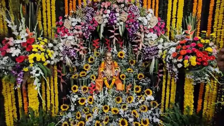 Shiv Jayanti 2026 : शिवबा जन्मला गं जन्मला...किल्ले शिवनेरीवर रंगला ...