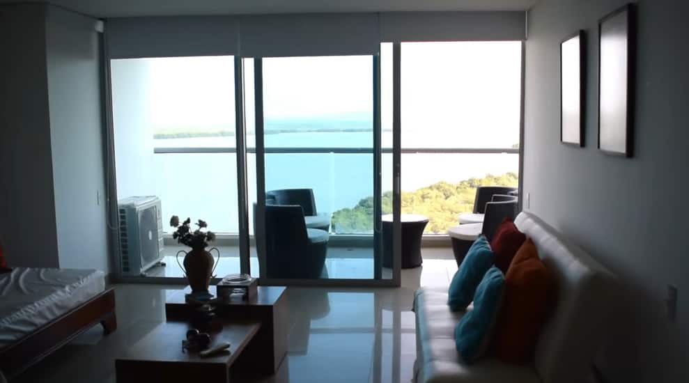 Vijay Thalapathy Lives Here: Step Inside His Luxurious Sea-Facing Rs 80 ...